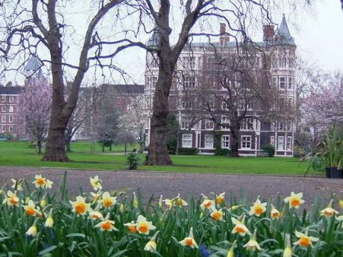 Seasons in England: Weather and Climate